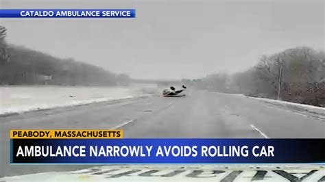 Video Ambulance Stops To Help Teen Driver After Narrowly Avoiding