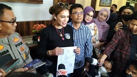 Wanita Pelapor Baim Wong Dan Paula Verhoeven Ternyata Bhayangkari Tak