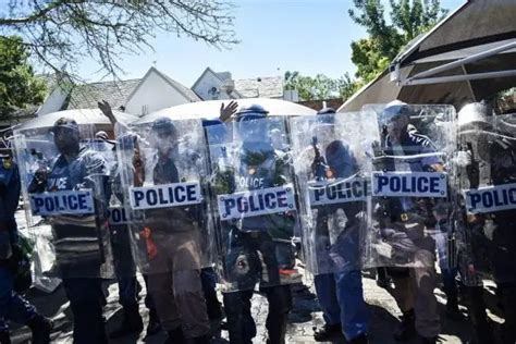 Video Faith Leaders Attacked By Refugees In Cape Town Church