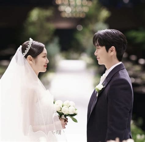 영화 같네…김연아 ♥고우림과 결혼식 사진 대거 공개 공감언론 뉴시스통신사