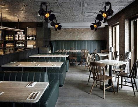 Classic Hollywood Spotlight Ceiling Light Tudoandco Tudo And Co