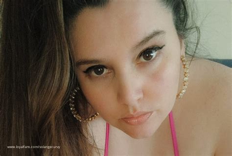 Here Videocall Solangecurvy Official Photos