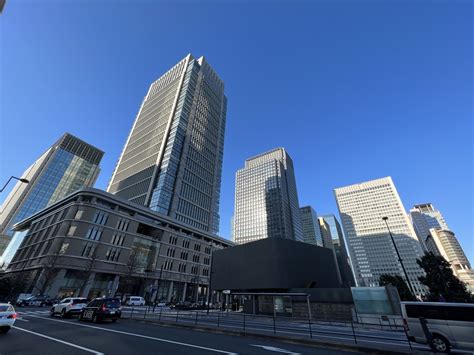 丸の内 冬はイルミネーションが映える 還暦過ぎても旅と食とカフェblog