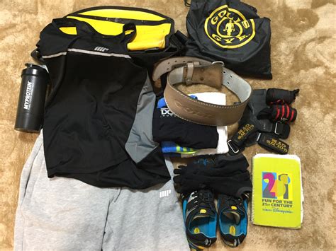 【スポーツジムの持ち物】バッグの中身を公開します！「必ず持っていくもの」と「買って後悔したもの」を紹介。 リザルト・ブログ