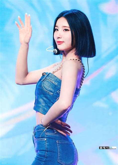 플래시24 연예 스포츠 최근 앨리스 소희 청바지 힙라인 앨리스 유명인 짧은 치마바지