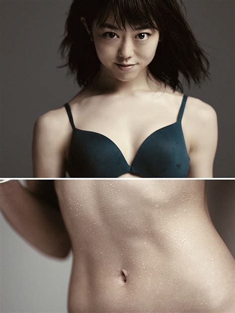 峯岸みなみ、美しすぎるくびれに大接近！ “魅せるカラダ”大胆披露 エンタメ ニュース ｜クランクイン！
