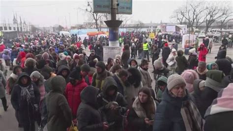 Ukraine The Number Of People Evacuating To Neighboring Countries Is