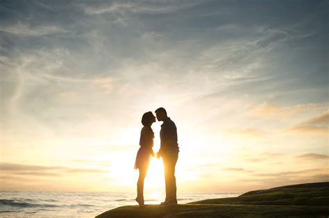 Why I Practice Emotionally Focused Couples Therapy Eft By Dr Marni