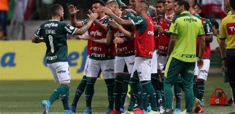 Palmeiras Promete Salário Astronômico E Longa Duração De Contrato Para