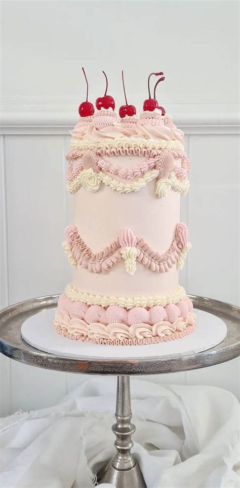 50 Vintage Inspired Lambeth Cakes Thatre So Trendy Light Pink Cake