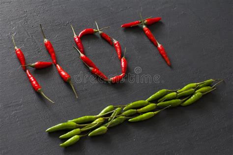 Wort Sex Glhender Chili Peppers On Black Background Auf Schwarzer