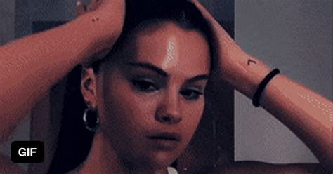 Selena Gomez 9gag