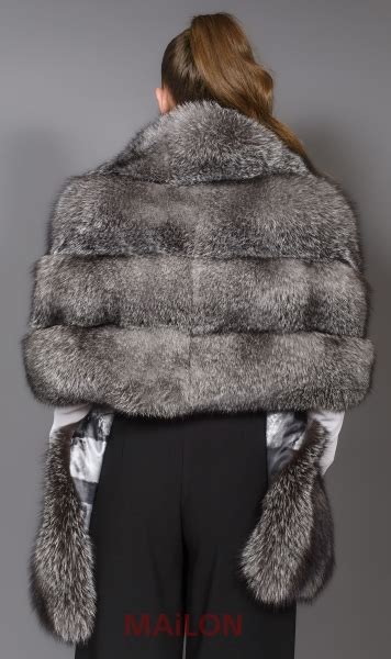 Blue Saga Fox Fur Cape One Size Fits Most