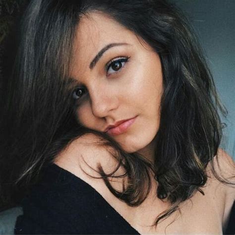 Paola Buzz Wiki League Amino Português Amino