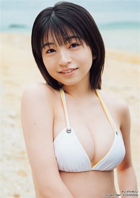 画像2 11 “現役jkアイドル”佐々木ほのか、美バスト眩しいビキニ姿「ヤングマガジン」初表紙 モデルプレス