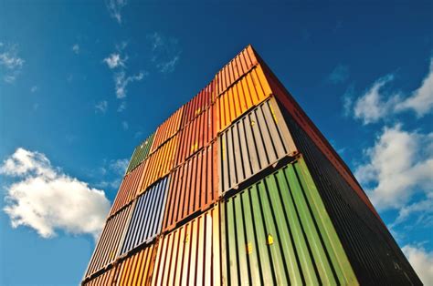 dxc technology launches managed container paas to enable application
