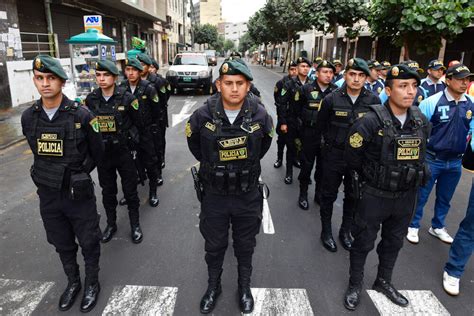 Cuánto Gana Un Policía En El Perú Y Cómo Postular A La Pnp