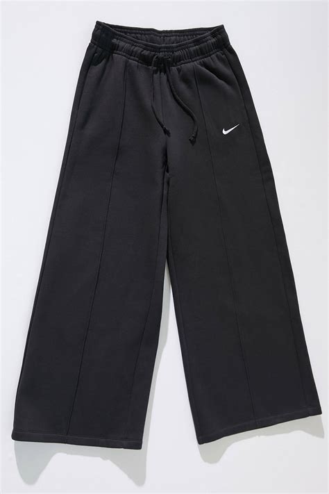 Nike Trend Essential Fleece Pant