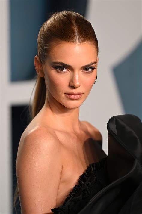 Kendall Jenner Gets Anxious Too – Heres How She Tackles It British Vogue
