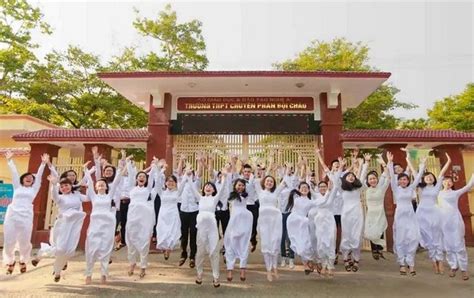 Trường Thpt Chuyên Phan Bội Châu Sẽ Tuyển Sinh Thêm 2 Lớp Chuyên Tiếng