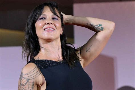 Asia Argento Confessa Eravamo Una Coppia Aperta La Tv Trash Mi Ha