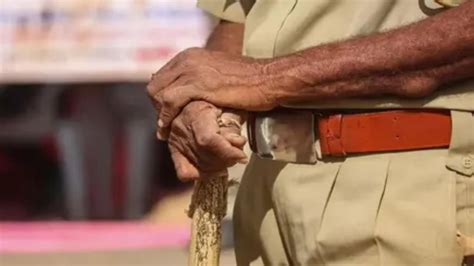 Delhi Police Questions Bihar Youth In Rashmika Mandannas Deepfake