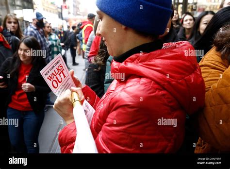 New York City Usa 08th Dec 2022 New York Times Employees And