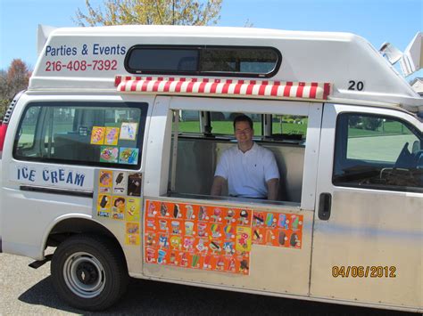 Ice Cream Truck Rental And Catering In Cleveland Oh Chriss Ice Cream
