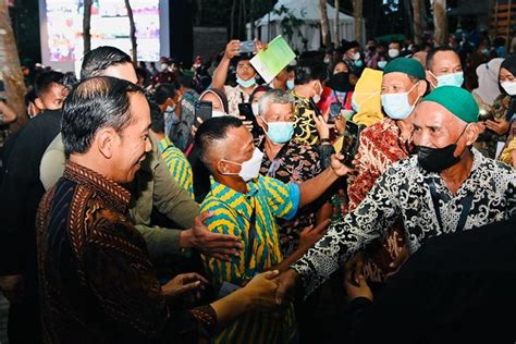 Serahkan Sk Hutan Sosial Hutan Adat Dan Tora Jokowi Untuk Kesejahteraan