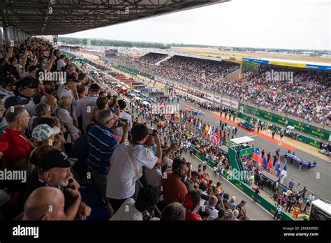 Le Mans France 10th June 2023 Pre Grid Ambiance During The 24 Hours