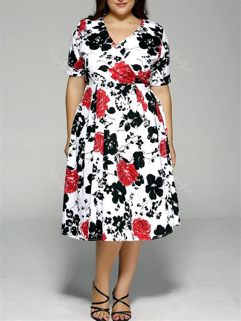 [35 Off] Plus Size High Waist Floral Surplice Dress Rosegal