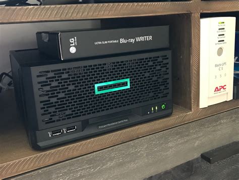 Image result for MicroServer Gen10 Plus