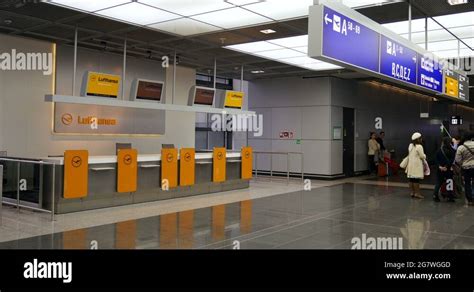 Image result for Lufthansa Check-In
