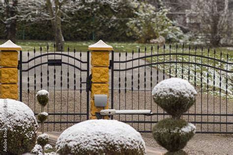 Image result for Programming Automatic Gate to Open with Remote