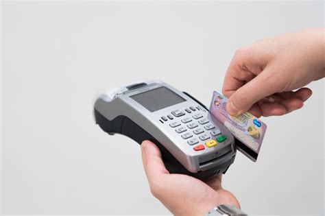 Image result for How to Use Acredit Card Machine