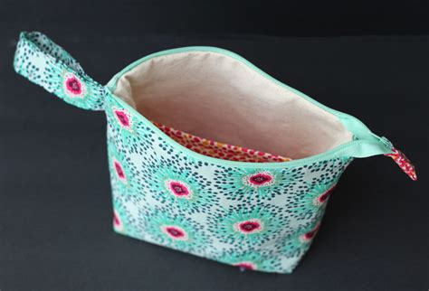 Image result for Divided Zipper Pouch Pattern