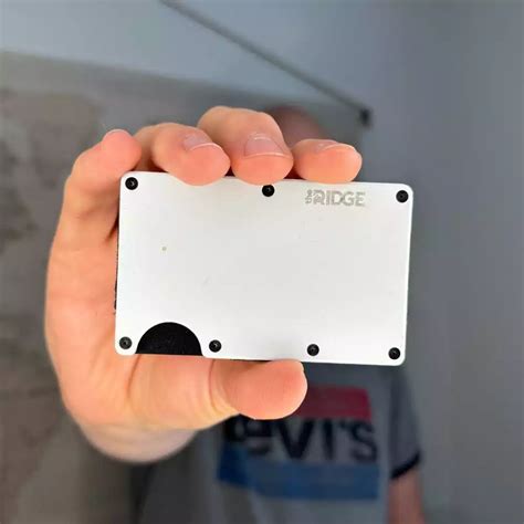 Image result for Using a Ridge Wallet