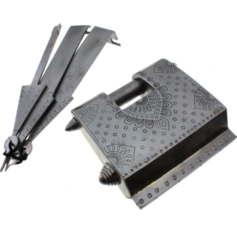 Big 3 Key Puzzle Lock - Ancient Indian Lock by Puzzle Master - Puzzle Score