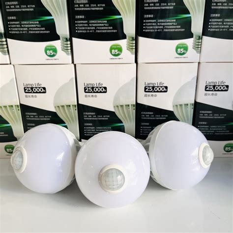Tct LED motion sensor light bulb - UniTop
