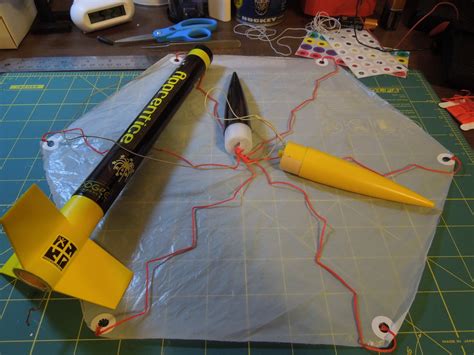 DIY Model Rocket Parachute : 8 Steps - Instructables
