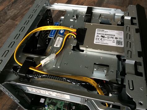 Image result for HP Microserver Gen8 Red LED