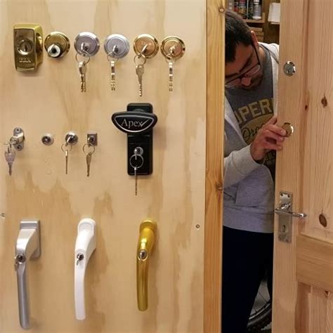 Image result for Tutorial Locksmith