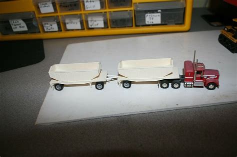 Image result for HO Scale Tractor-Trailer Hopper