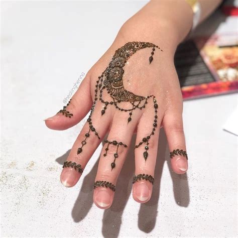 Image result for Mehandi Design 2020 Easy