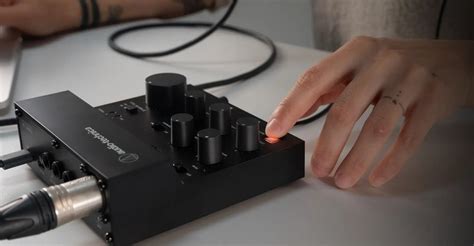 Buy Audio-Technica USB Audio Mixer for Live Streaming [AT-UMX3] | PC ...