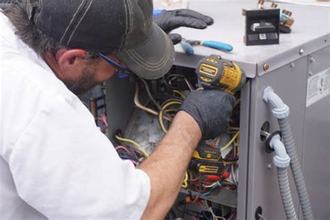 HVAC Capacitor – Benefits of an Upgrade - AAA HVAC Blog