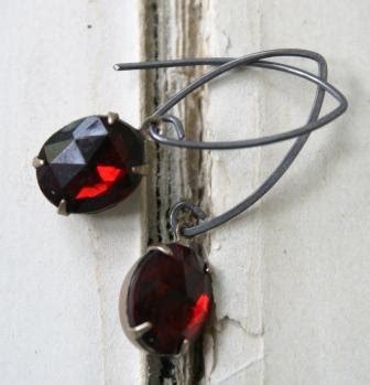 Ruby Red Jewel Earrings on Luulla