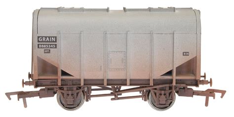 Image result for HO Scale Model Grain Hoppers