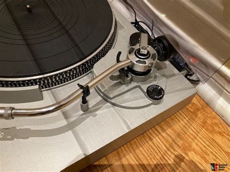 Technics SL-3200 Direct drive turntable with Grace cartridge Photo ...