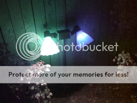 "Mini Golf" landscape lighting | Candle Power Flashlight Forum